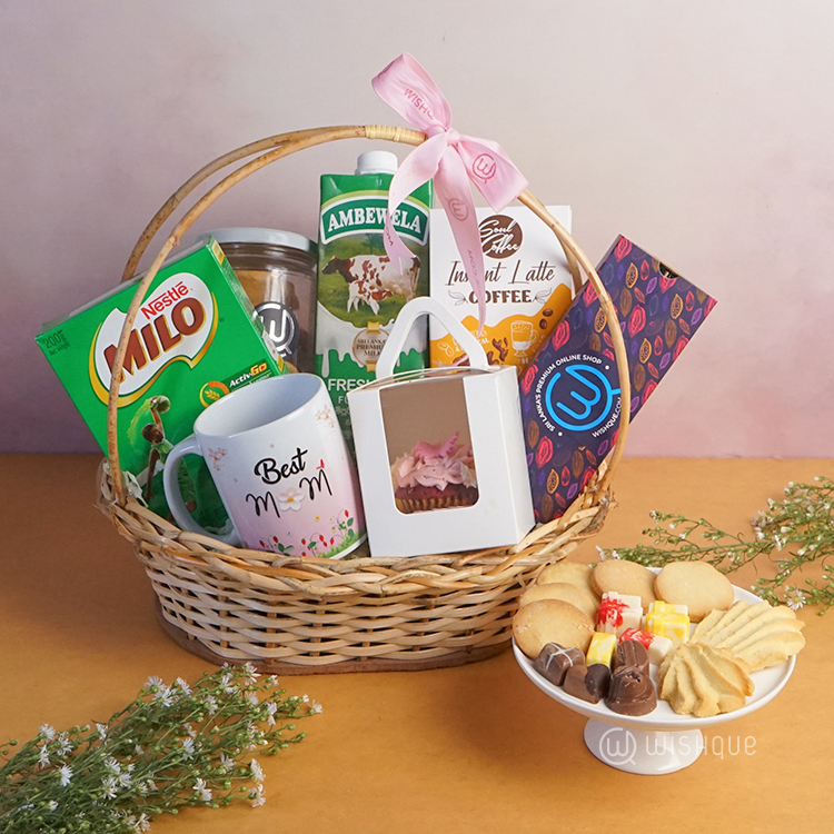 Best Mom Sweet Tooth Gift Basket - Wishque | Sri Lanka's Premium Online ...